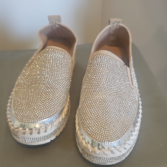 muguan | Shoes | Muguan Sparkling Silver Slipon Shoessize 6 No Box ...